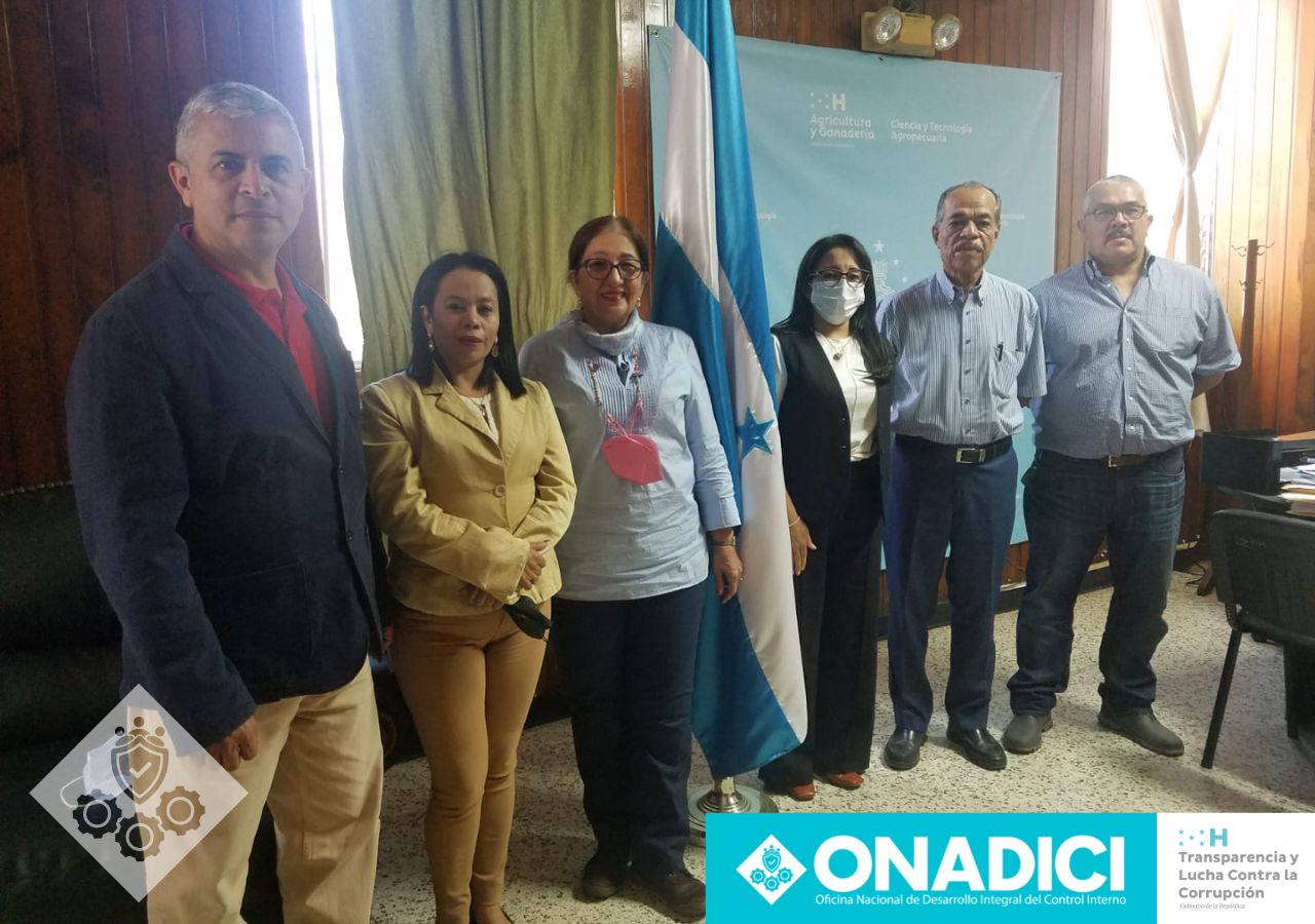 Juramentación de la Dirección de Ciencia y Tecnología Agropecuaria ...